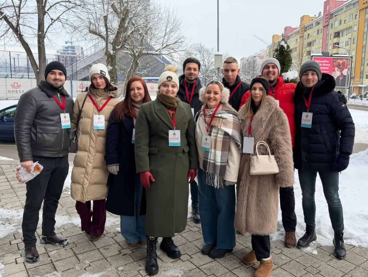 Студенти ФПН-а учествовали у свечаном дефилеу поводом обиљежавања Дана ...